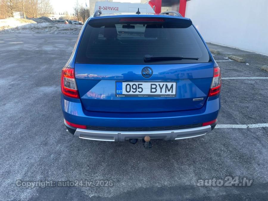 Blue Skoda Octavia 2015 in Tallinn, with an engine capacity of 1.80 L and mileage of 182 thousand km for 12400 €, photo 4 on AUTOMOTO.COM.LV