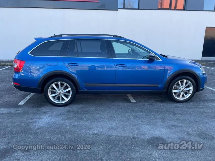 Blue Skoda Octavia 2015 in Tallinn, with an engine capacity of 1.80 L and mileage of 182 thousand km for 12400 €, photo 6 on AUTOMOTO.COM.LV