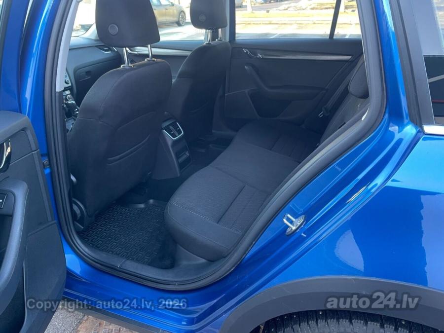Blue Skoda Octavia 2015 in Tallinn, with an engine capacity of 1.80 L and mileage of 182 thousand km for 12400 €, photo 13 on AUTOMOTO.COM.LV