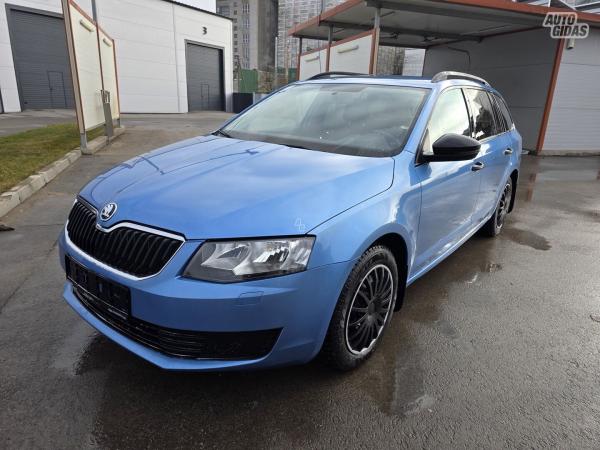 Blue Skoda Octavia 2015 in Kretinga, with an engine capacity of 1.20 L and mileage of 283 thousand km for 4800 €, photo 8 on AUTOMOTO.COM.LV