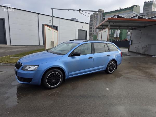 Blue Skoda Octavia 2015 in Kretinga, with an engine capacity of 1.20 L and mileage of 283 thousand km for 4800 €, photo 9 on AUTOMOTO.COM.LV