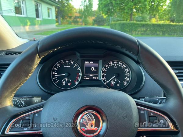 Blue Skoda Octavia 2015 in Tartu, with an engine capacity of 1.60 L and mileage of 216 thousand km for 5600 €, photo 10 on AUTOMOTO.COM.LV
