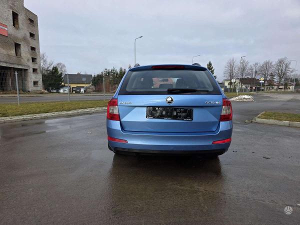Zils Skoda Octavia 2015 Kretinga, ar dzinēja tilpumu 1.20 L un nobraukumu 297 tūkst. km par 4500 €, foto 5 vietnē AUTOMOTO.COM.LV