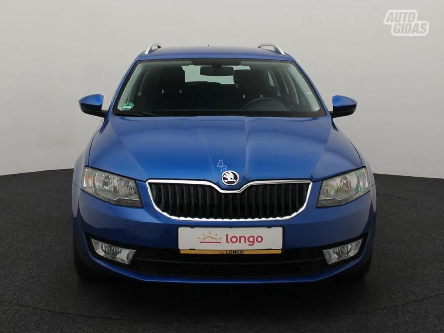 Blue Skoda Octavia 2015 in Vilnius, with an engine capacity of 1.60 L and mileage of 205 thousand km for 7499 €, photo 4 on AUTOMOTO.COM.LV