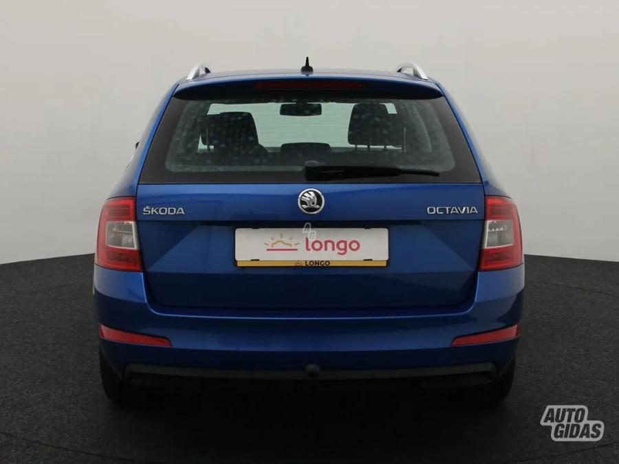 Blue Skoda Octavia 2015 in Vilnius, with an engine capacity of 1.60 L and mileage of 205 thousand km for 7499 €, photo 6 on AUTOMOTO.COM.LV