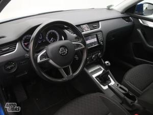 Blue Skoda Octavia 2015 in Vilnius, with an engine capacity of 1.60 L and mileage of 205 thousand km for 7499 €, photo 17 on AUTOMOTO.COM.LV