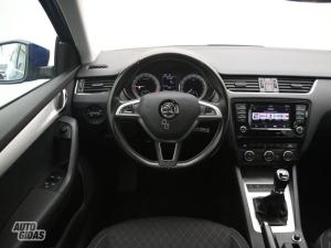 Blue Skoda Octavia 2015 in Vilnius, with an engine capacity of 1.60 L and mileage of 205 thousand km for 7499 €, photo 18 on AUTOMOTO.COM.LV