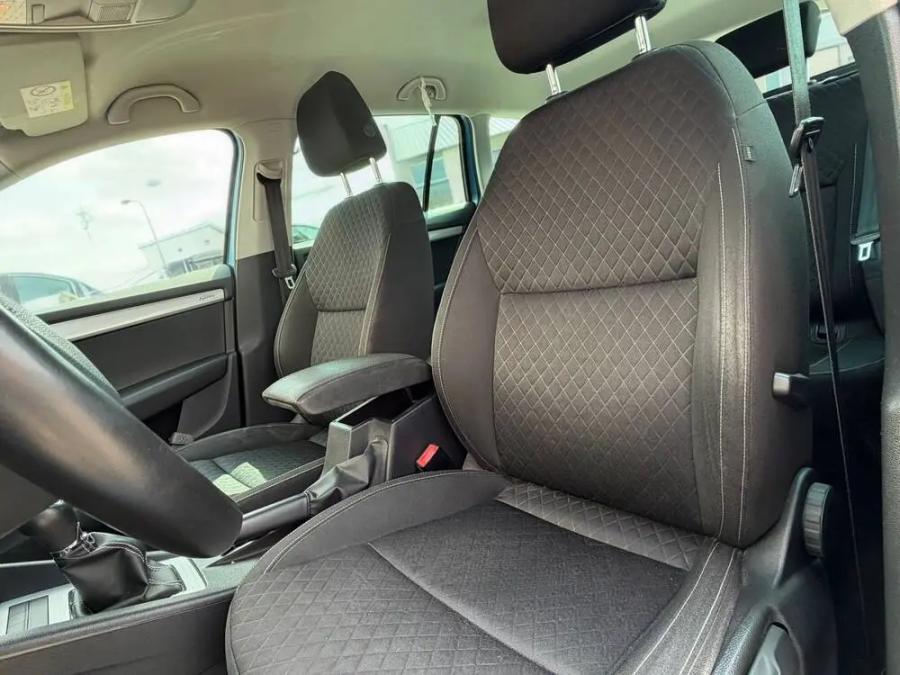 Zils Skoda Octavia 2015 Jūrmala, ar dzinēja tilpumu 1.60 L un nobraukumu 275 tūkst. km par 6950 €, foto 10 vietnē AUTOMOTO.COM.LV
