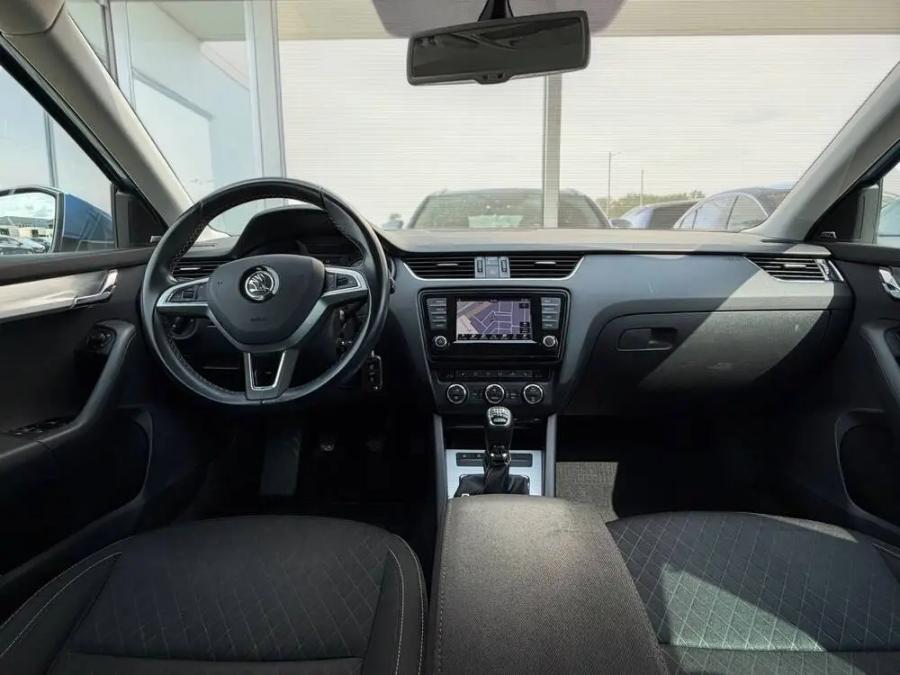 Zils Skoda Octavia 2015 Jūrmala, ar dzinēja tilpumu 1.60 L un nobraukumu 275 tūkst. km par 6950 €, foto 11 vietnē AUTOMOTO.COM.LV