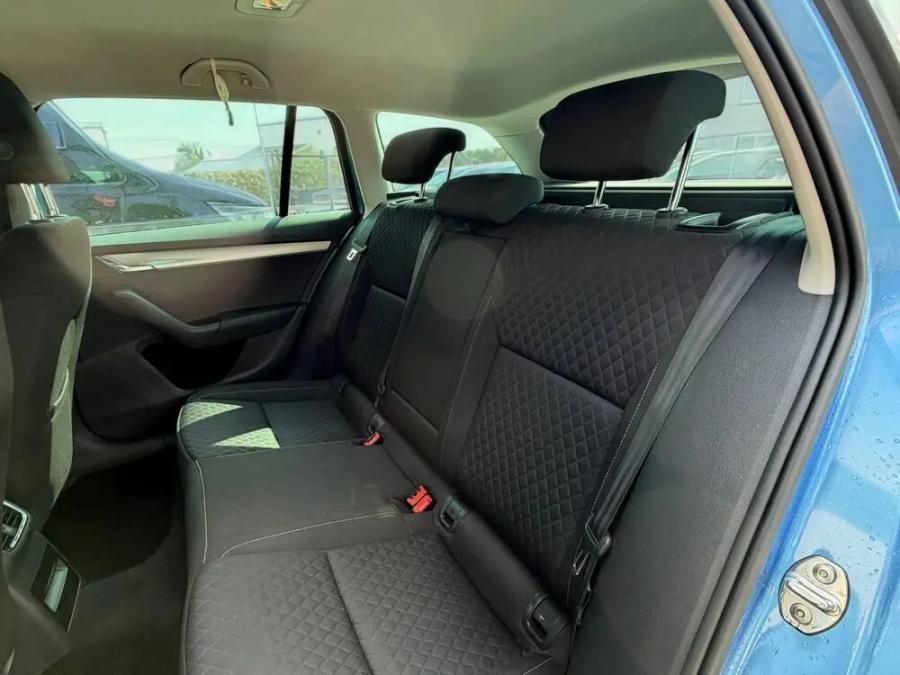 Zils Skoda Octavia 2015 Jūrmala, ar dzinēja tilpumu 1.60 L un nobraukumu 275 tūkst. km par 6950 €, foto 12 vietnē AUTOMOTO.COM.LV
