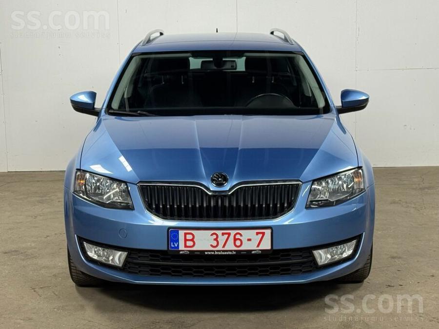 Blue Skoda Octavia 2015 in Jurmala, with an engine capacity of 1.60 L and mileage of 275 thousand km for 6995 €, photo 6 on AUTOMOTO.COM.LV