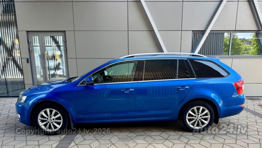 Blue Skoda Octavia 2015 in Tallinn, with an engine capacity of 2.00 L and mileage of 351 thousand km for 5999 €, photo 4 on AUTOMOTO.COM.LV