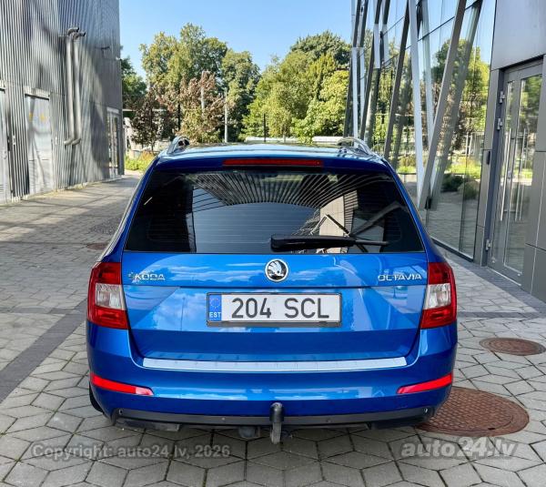 Blue Skoda Octavia 2015 in Tallinn, with an engine capacity of 2.00 L and mileage of 351 thousand km for 5999 €, photo 5 on AUTOMOTO.COM.LV