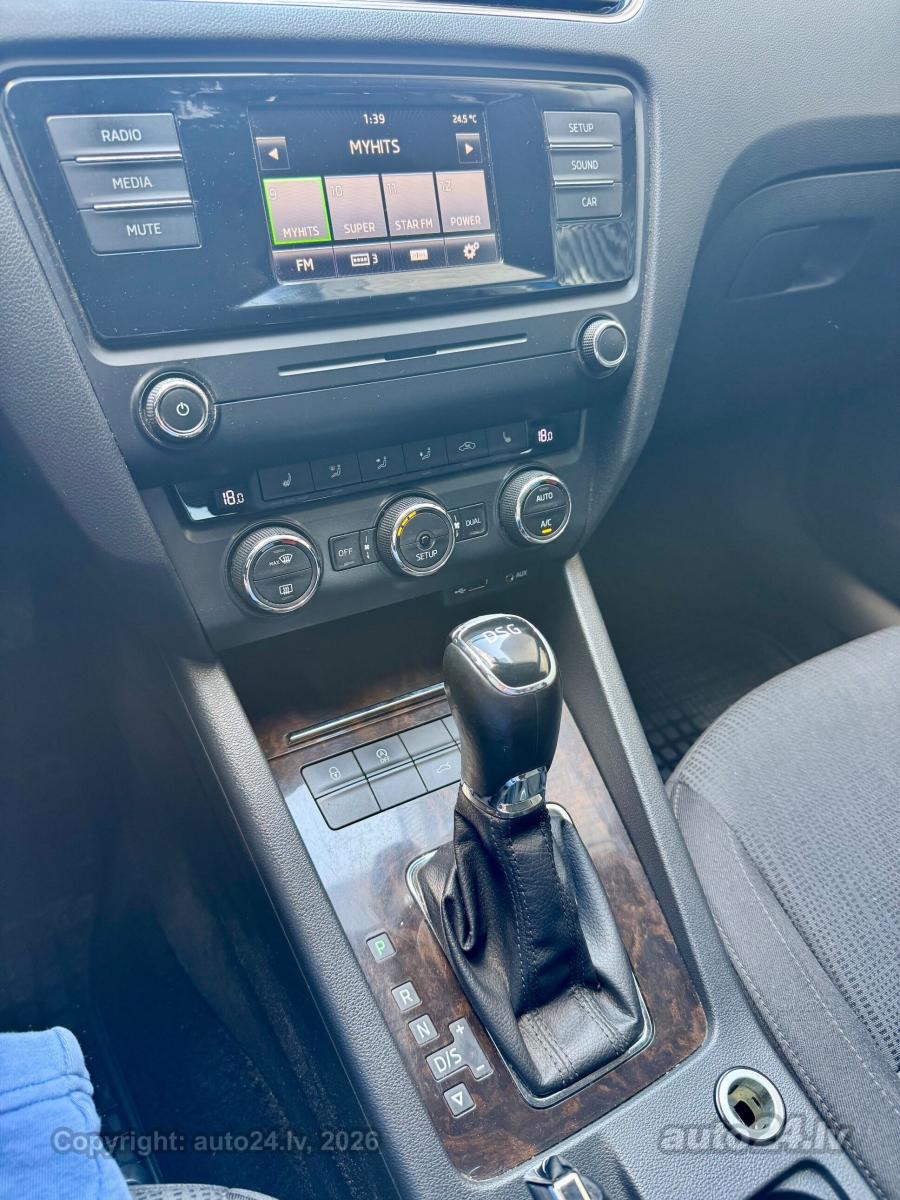 Blue Skoda Octavia 2015 in Tallinn, with an engine capacity of 2.00 L and mileage of 351 thousand km for 5999 €, photo 17 on AUTOMOTO.COM.LV