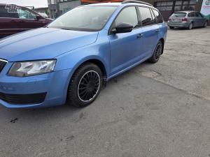 Zils Skoda Octavia 2015 Kretinga, ar dzinēja tilpumu 1.20 L un nobraukumu 345 tūkst. km par 4500 €, foto  vietnē AUTOMOTO.COM.LV