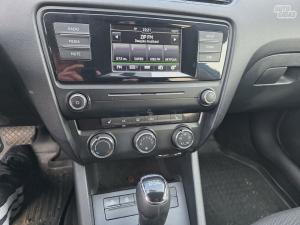 Blue Skoda Octavia 2015 in Kretinga, with an engine capacity of 1.20 L and mileage of 345 thousand km for 4500 €, photo 13 on AUTOMOTO.COM.LV