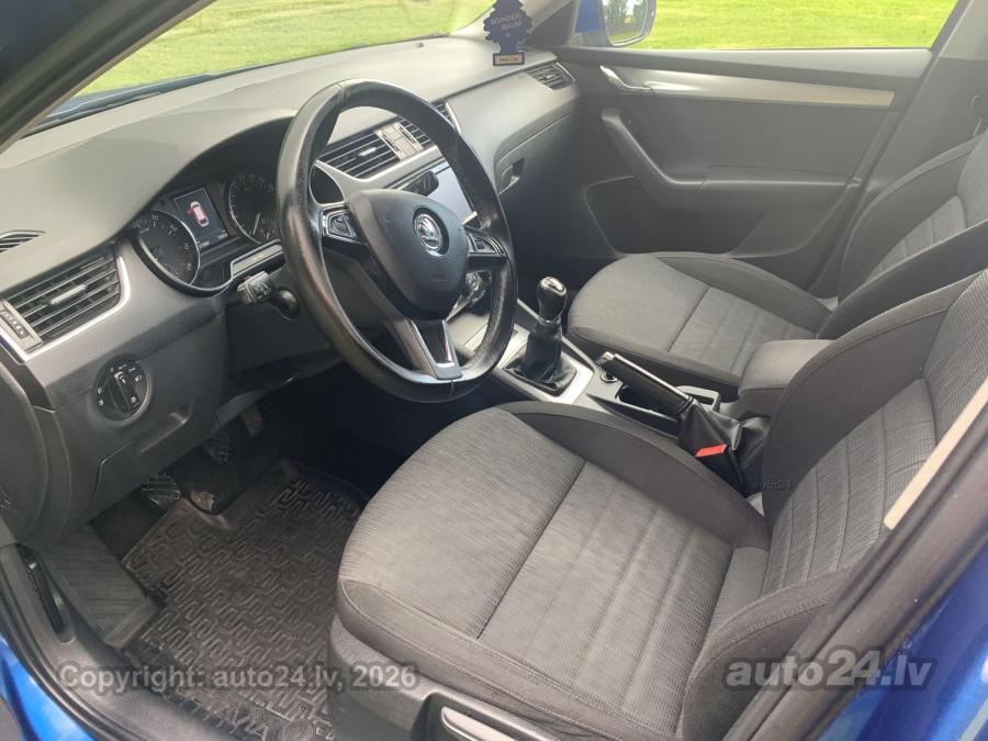 Zils Skoda Octavia 2015 Kuresāre, ar dzinēja tilpumu 1.40 L un nobraukumu 211 tūkst. km par 7500 €, foto 9 vietnē AUTOMOTO.COM.LV
