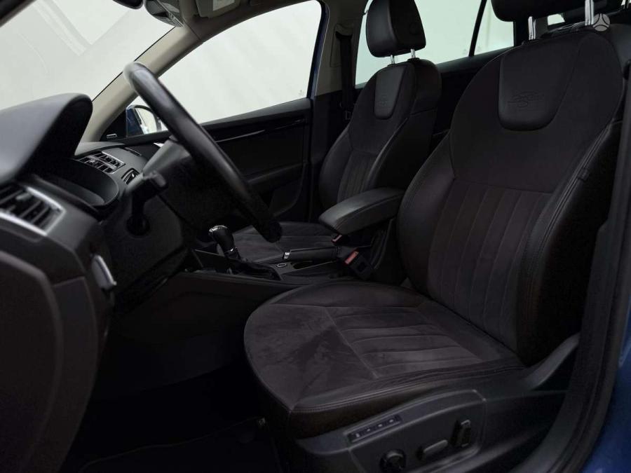 Zils Skoda Octavia 2015 Viļņa, ar dzinēja tilpumu 2.00 L un nobraukumu 211 tūkst. km par 9200 €, foto 11 vietnē AUTOMOTO.COM.LV