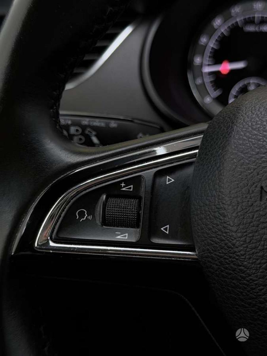Zils Skoda Octavia 2015 Viļņa, ar dzinēja tilpumu 2.00 L un nobraukumu 211 tūkst. km par 9200 €, foto 27 vietnē AUTOMOTO.COM.LV