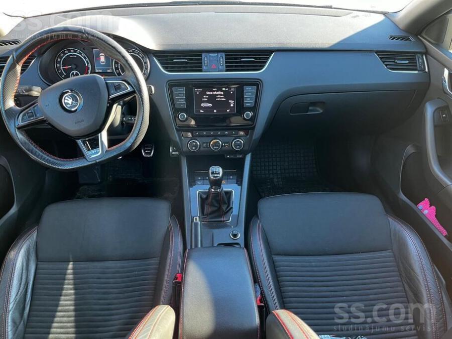 Zils Skoda Octavia 2015 Jūrmala, ar dzinēja tilpumu 2.00 L un nobraukumu 281 tūkst. km par 9500 €, foto 18 vietnē AUTOMOTO.COM.LV