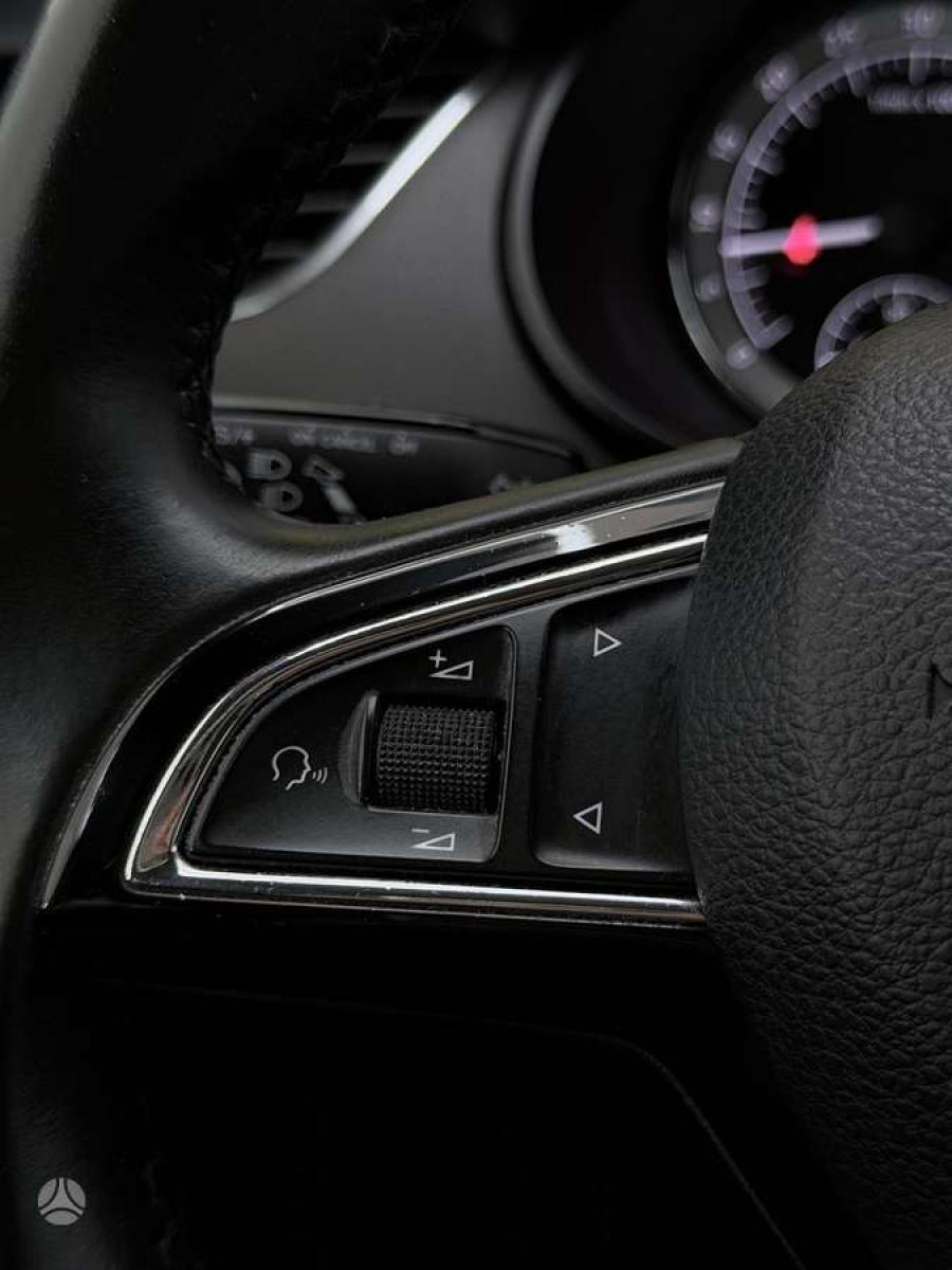 Zils Skoda Octavia 2015 Viļņa, ar dzinēja tilpumu 2.00 L un nobraukumu 211 tūkst. km par 9150 €, foto 27 vietnē AUTOMOTO.COM.LV