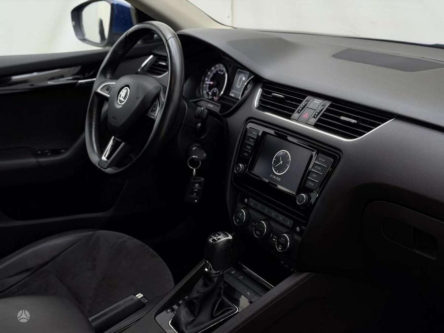 Zils Skoda Octavia 2015 Viļņa, ar dzinēja tilpumu 2.00 L un nobraukumu 211 tūkst. km par 9150 €, foto 16 vietnē AUTOMOTO.COM.LV