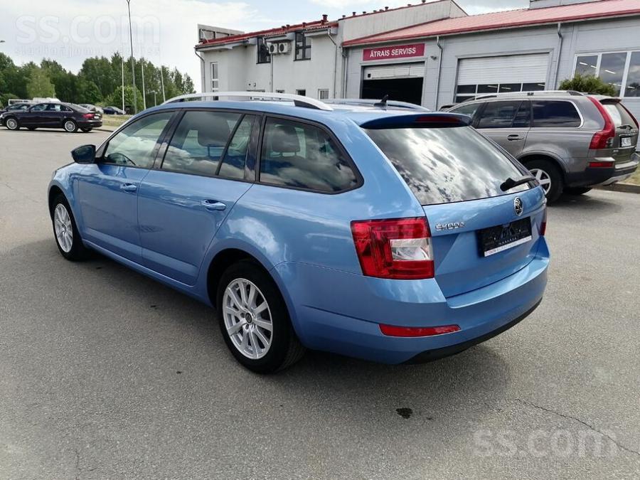Blue Skoda Octavia 2016 in Valmiera, with an engine capacity of 2.00 L and mileage of 90 thousand km for 11200 €, photo 3 on AUTOMOTO.COM.LV