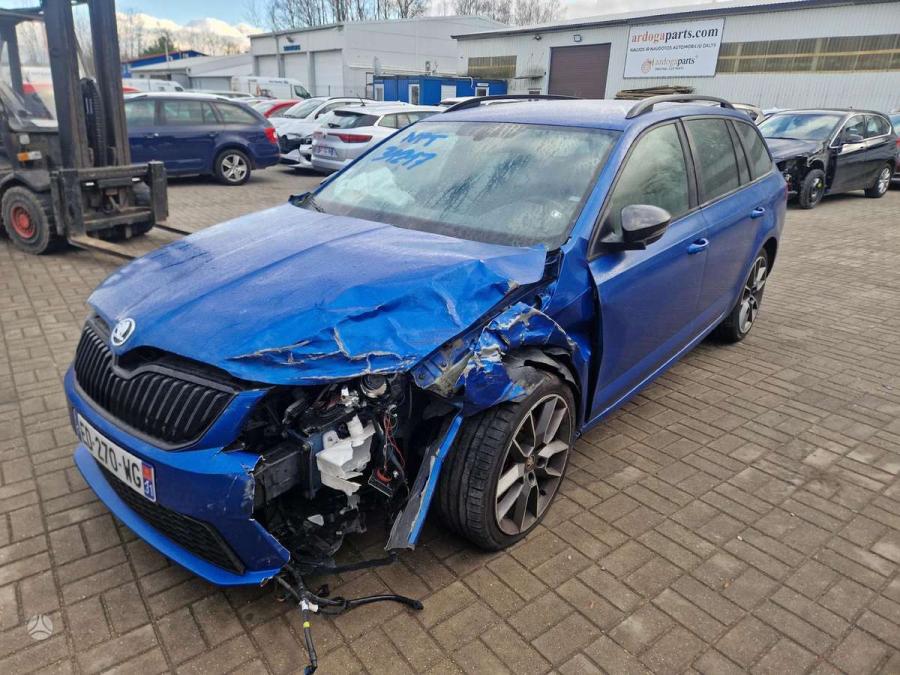 Blue Skoda Octavia 2016 in Kaunas, with an engine capacity of 1.97 L and mileage of 138 thousand km for 6500 €, photo 2 on AUTOMOTO.COM.LV