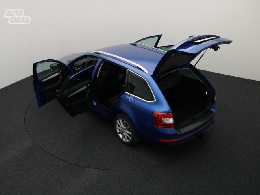 Blue Skoda Octavia 2016 in Vilnius, with an engine capacity of 1.60 L and mileage of 224 thousand km for 7799 €, photo 13 on AUTOMOTO.COM.LV