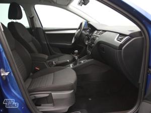 Blue Skoda Octavia 2016 in Vilnius, with an engine capacity of 1.60 L and mileage of 224 thousand km for 7799 €, photo 14 on AUTOMOTO.COM.LV