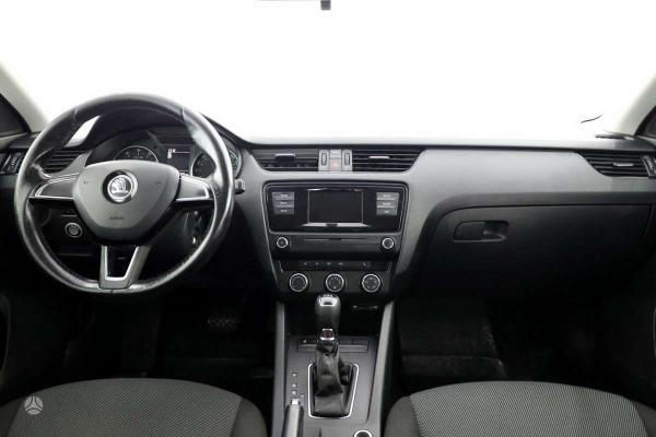 Zils Skoda Octavia 2016 Kretinga, ar dzinēja tilpumu 1.20 L un nobraukumu 283 tūkst. km par 4995 €, foto 7 vietnē AUTOMOTO.COM.LV