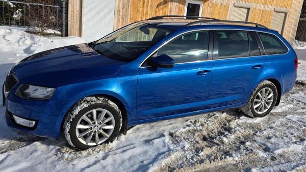 Blue Skoda Octavia 2016 in Vilnius, with an engine capacity of 1.97 L and mileage of 150 thousand km for 8800 €, photo 4 on AUTOMOTO.COM.LV