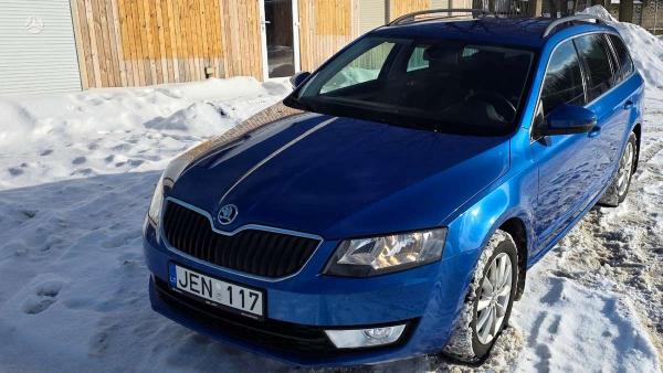 Blue Skoda Octavia 2016 in Vilnius, with an engine capacity of 1.97 L and mileage of 150 thousand km for 8800 €, photo 5 on AUTOMOTO.COM.LV