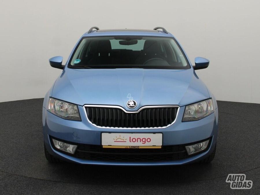 Blue Skoda Octavia 2016 in Vilnius, with an engine capacity of 1.60 L and mileage of 191 thousand km for 9499 €, photo 3 on AUTOMOTO.COM.LV