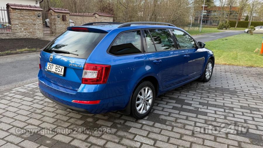 Blue Skoda Octavia 2016 in Tallinn, with an engine capacity of 1.60 L and mileage of 242 thousand km for 6900 €, photo 3 on AUTOMOTO.COM.LV
