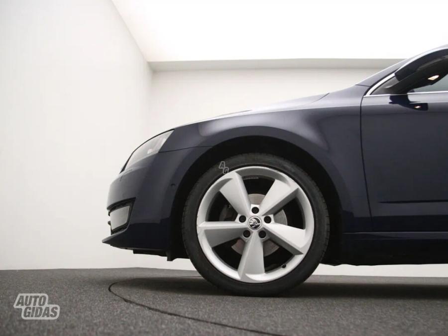 Blue Skoda Octavia 2016 in Vilnius, with an engine capacity of 1.40 L and mileage of 264 thousand km for 8399 €, photo 29 on AUTOMOTO.COM.LV