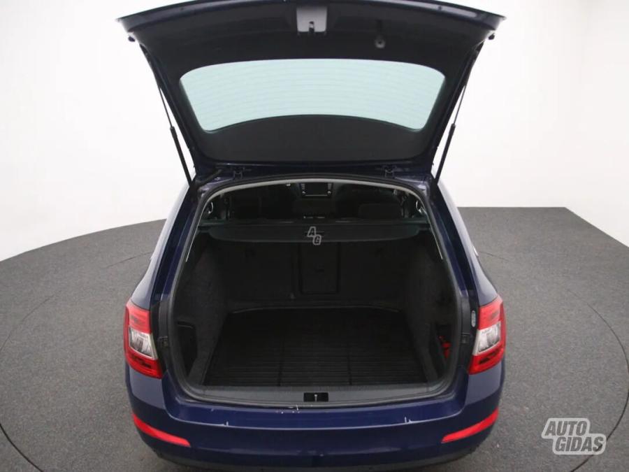 Blue Skoda Octavia 2016 in Vilnius, with an engine capacity of 1.40 L and mileage of 264 thousand km for 8399 €, photo 34 on AUTOMOTO.COM.LV