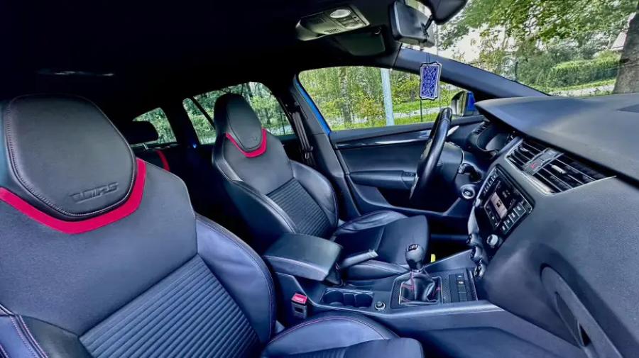 Zils Skoda Octavia 2016 Jelgava, ar dzinēja tilpumu 2.00 L un nobraukumu 147 tūkst. km par 10800 €, foto 10 vietnē AUTOMOTO.COM.LV