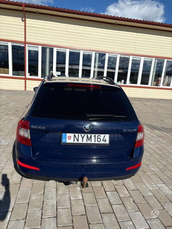 Zils Skoda Octavia 2016 Mažeikiai, ar dzinēja tilpumu 1.60 L un nobraukumu 273 tūkst. km par 5700 €, foto 5 vietnē AUTOMOTO.COM.LV