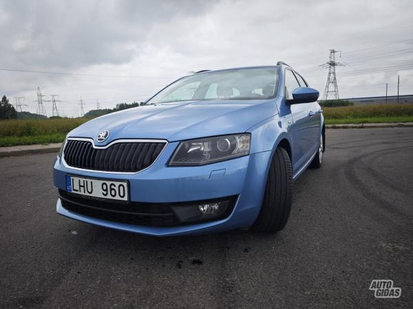 Blue Skoda Octavia 2016 in Panevezys, with an engine capacity of 1.60 L and mileage of 200 thousand km for 8000 €, photo 3 on AUTOMOTO.COM.LV