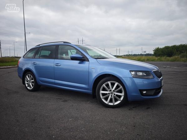 Blue Skoda Octavia 2016 in Panevezys, with an engine capacity of 1.60 L and mileage of 200 thousand km for 8000 €, photo 7 on AUTOMOTO.COM.LV