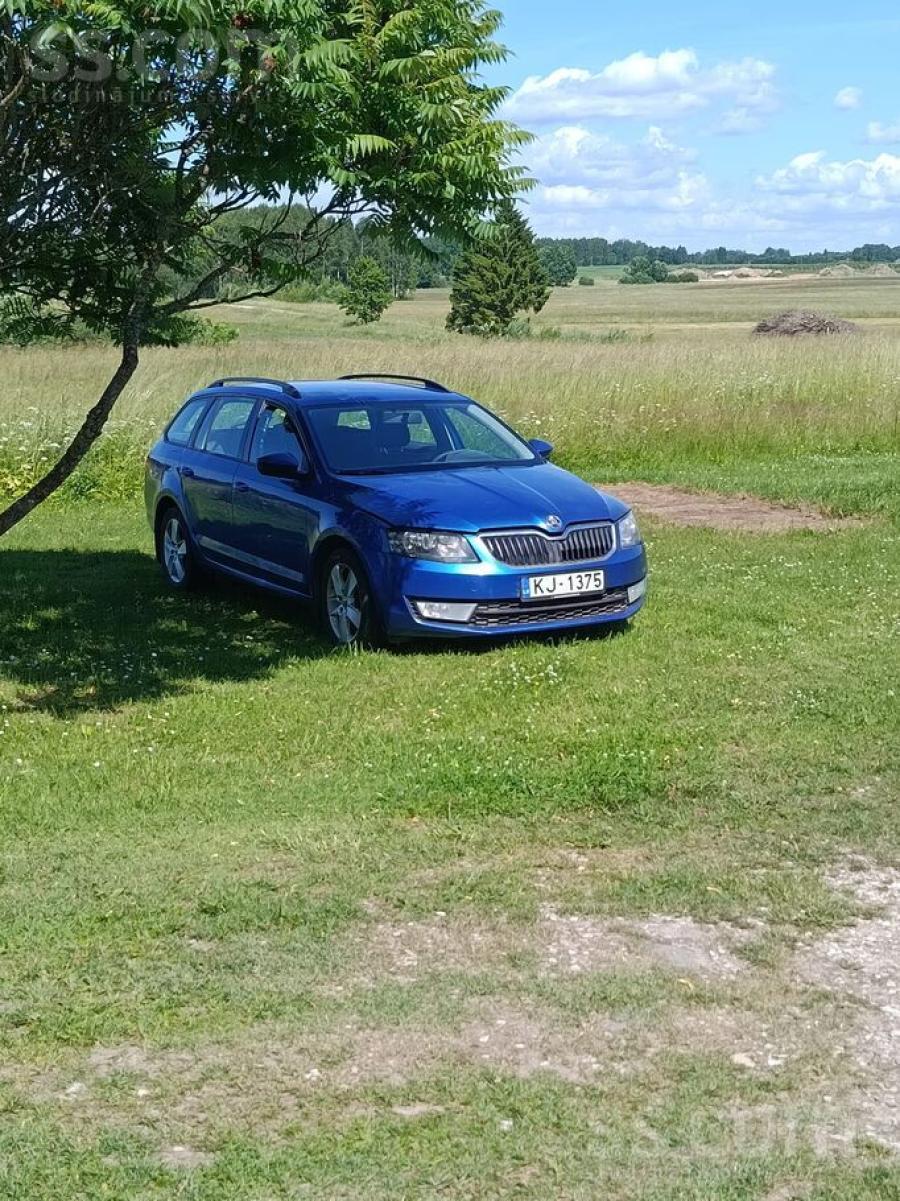 Blue Skoda Octavia 2016 in Aluksne, with an engine capacity of 2.00 L and mileage of 407 thousand km for 3500 €, photo 1 on AUTOMOTO.COM.LV