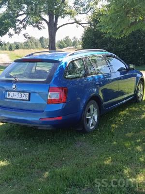 Blue Skoda Octavia 2016 in Aluksne, with an engine capacity of 2.00 L and mileage of 407 thousand km for 3500 €, photo 5 on AUTOMOTO.COM.LV
