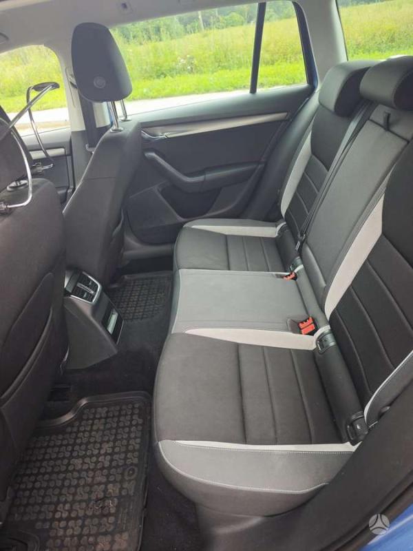 Zils Skoda Octavia 2016 Panevēža, ar dzinēja tilpumu 1.60 L un nobraukumu 200 tūkst. km par 7700 €, foto 7 vietnē AUTOMOTO.COM.LV