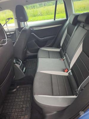 Blue Skoda Octavia 2016 in Panevezys, with an engine capacity of 1.60 L and mileage of 200 thousand km for 7700 €, photo 8 on AUTOMOTO.COM.LV