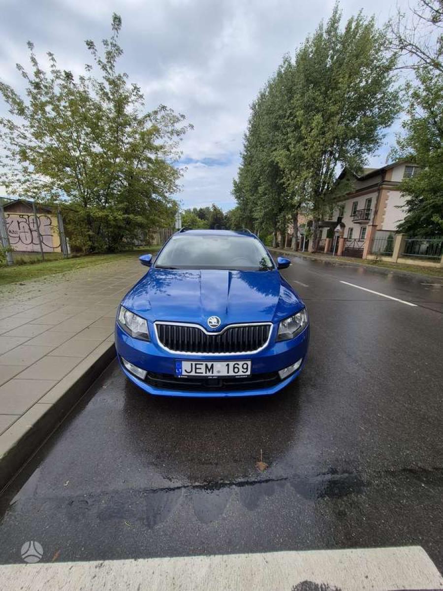 Blue Skoda Octavia 2016 in Vilnius, with an engine capacity of 1.40 L and mileage of 131 thousand km for 7500 €, photo 8 on AUTOMOTO.COM.LV