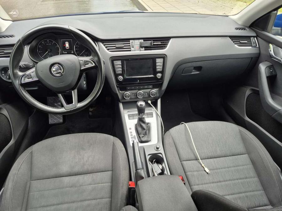Blue Skoda Octavia 2016 in Vilnius, with an engine capacity of 1.40 L and mileage of 131 thousand km for 7500 €, photo 10 on AUTOMOTO.COM.LV