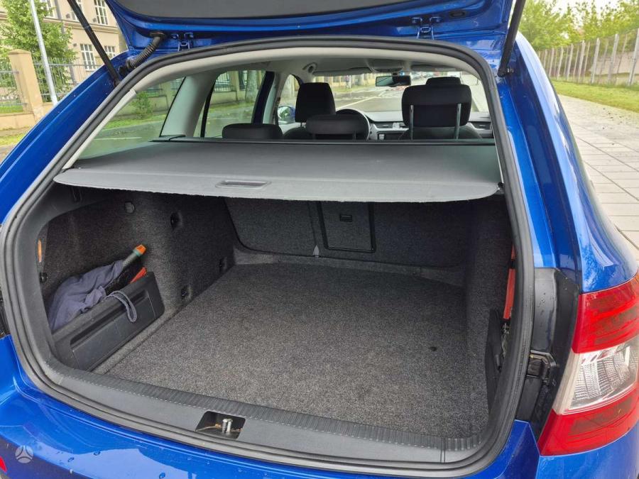 Blue Skoda Octavia 2016 in Vilnius, with an engine capacity of 1.40 L and mileage of 131 thousand km for 7500 €, photo 15 on AUTOMOTO.COM.LV