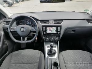 Zils Skoda Octavia 2016 Valmiera, ar dzinēja tilpumu 2.00 L un nobraukumu 90 tūkst. km par 11200 €, foto 18 vietnē AUTOMOTO.COM.LV