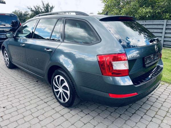 Blue Skoda Octavia 2016 in Marijampole, with an engine capacity of 1.80 L and mileage of 154 thousand km for 7900 €, photo 5 on AUTOMOTO.COM.LV
